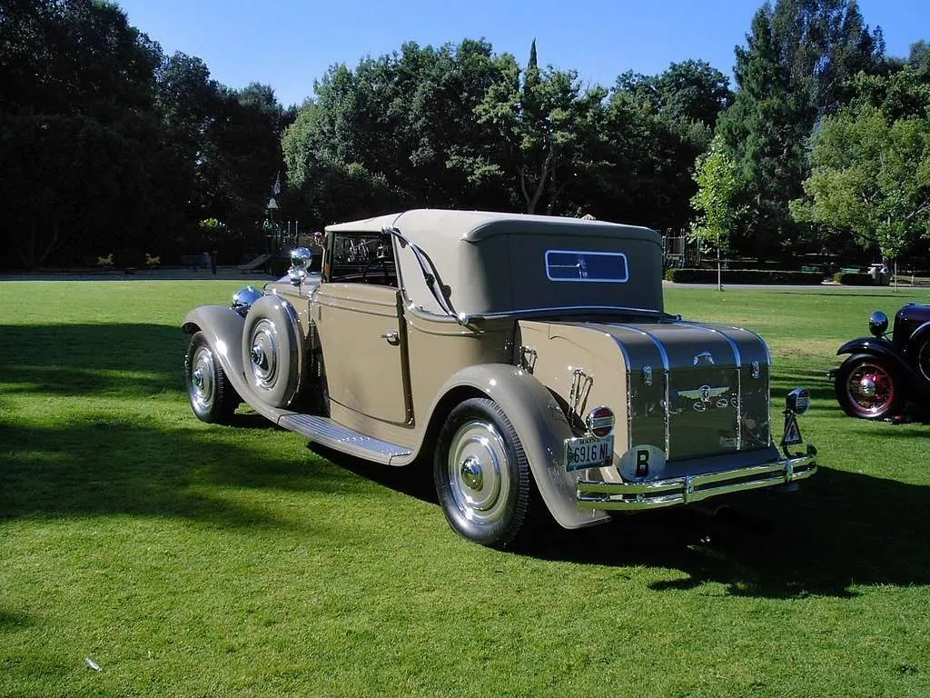 Top Vintage Cars of All Time-20 Best Classic Cars To Drive - Shutterbulky